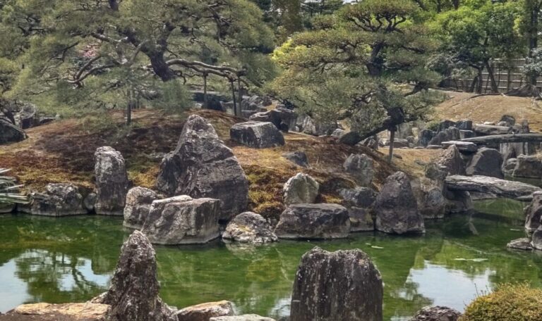 The 6 elements of Japanese pond garden.